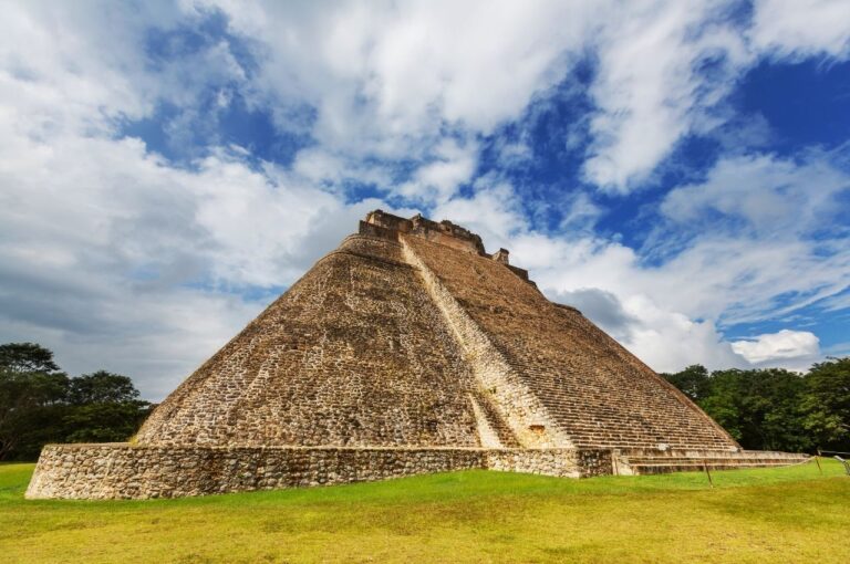 Zona Arqueológica de Uxmal | Maravillas de Yucatán